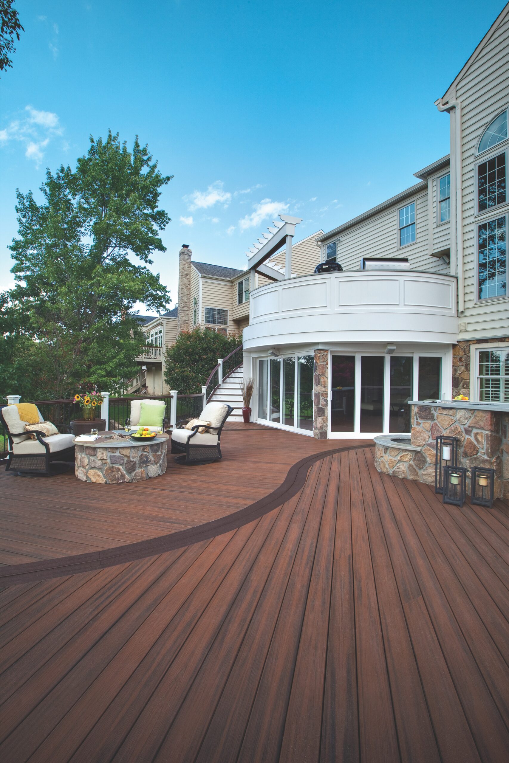 Does Composite Decking Fade? - Trex Seal Does Composite Decking Fade? - Trex Seal