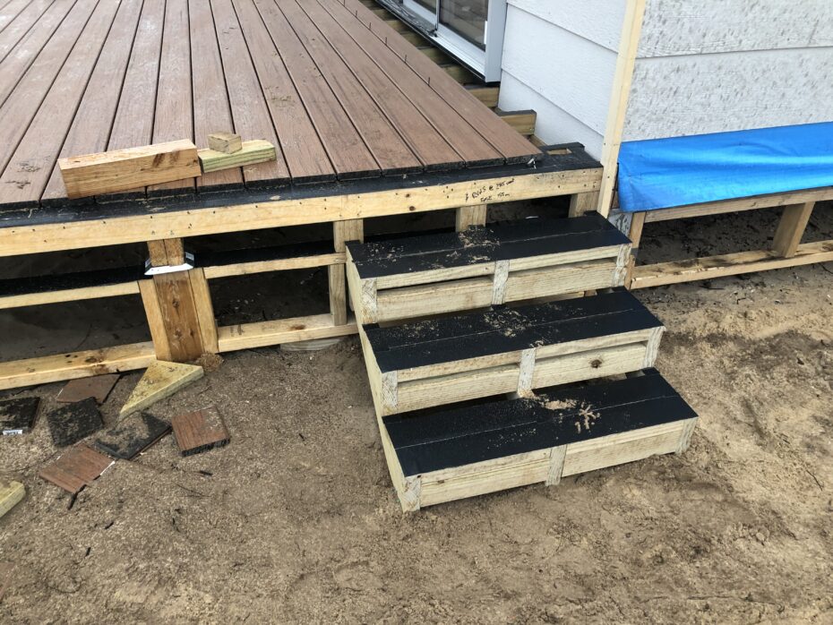 Most Common Deck Construction Errors & How to Prevent Them - Trex Seal